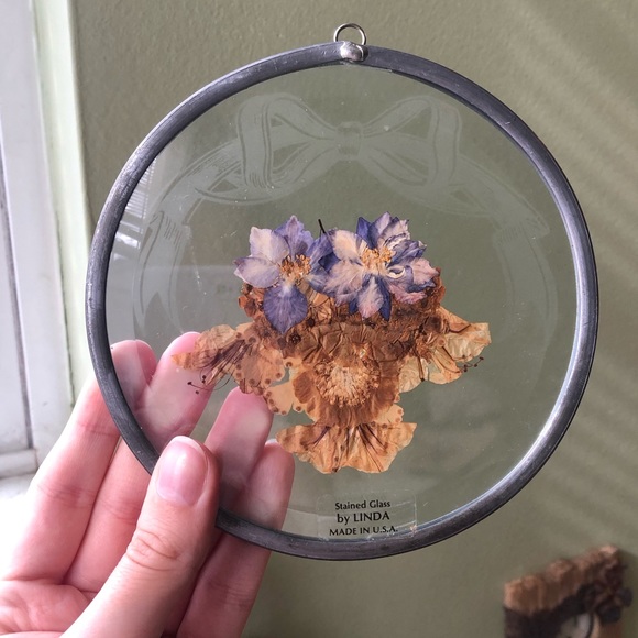 Accents | Vintage Etched Pressed Flower Window Sun Light Catcher | Poshmark